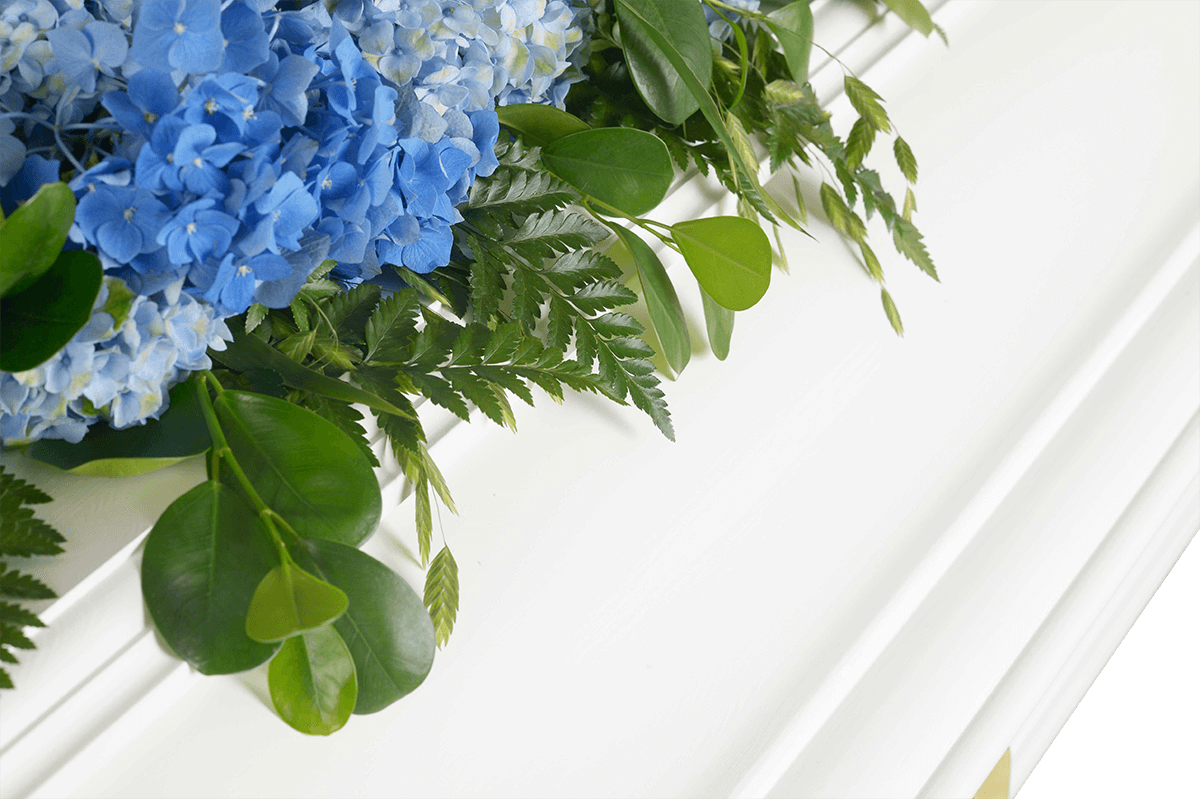 Borgholm vitmålad furu – Limhamns Begravningsbyrå